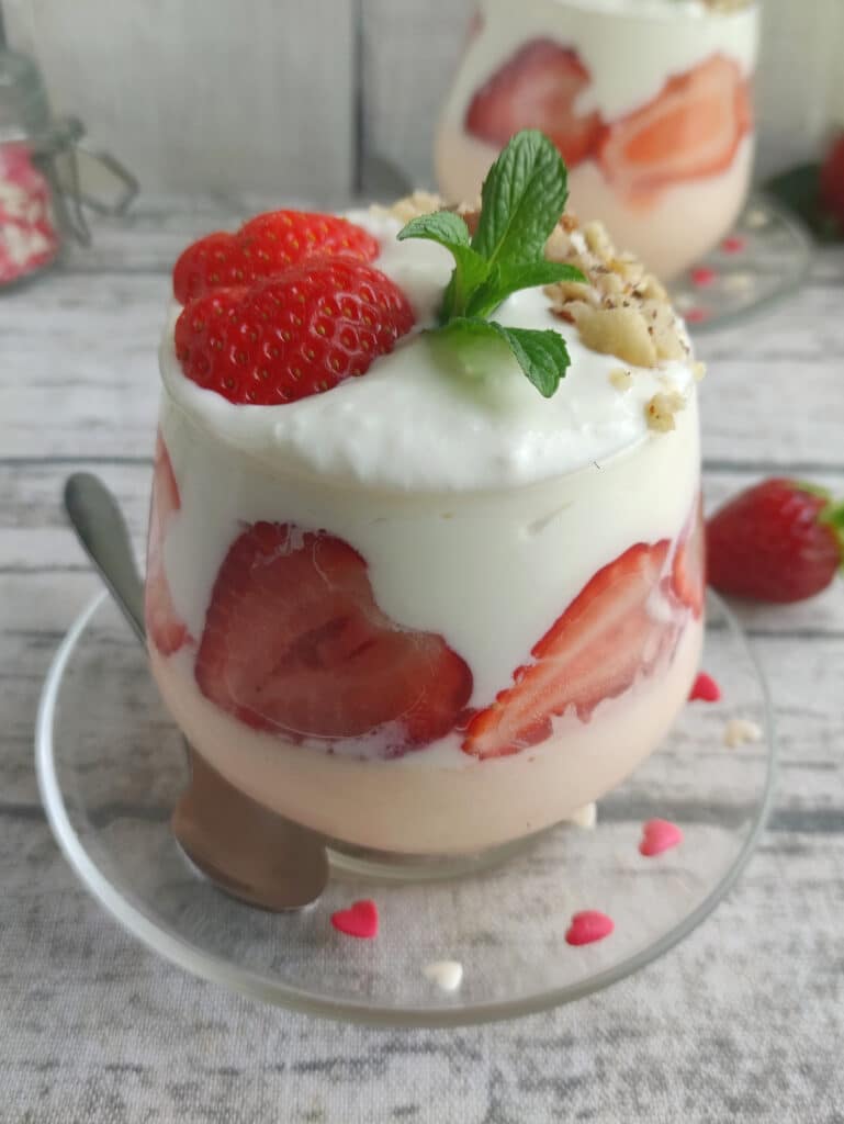 Yogurt Parfait - Love These Recipes