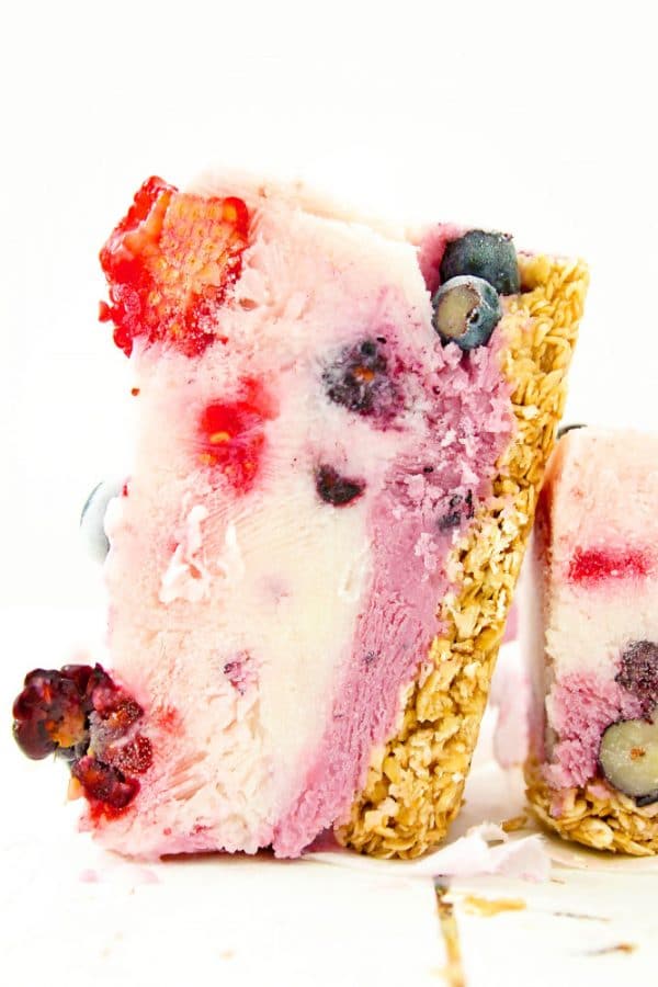 Berry Delicious Breakfast Bars: Perfect for On-the-Go! - Love These Recipes